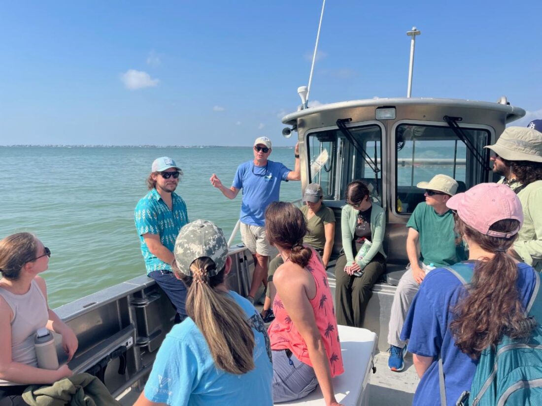 SCCF takes Stetson students out on water - SANIBEL-CAPTIVA - Island Reporter, Islander and Current